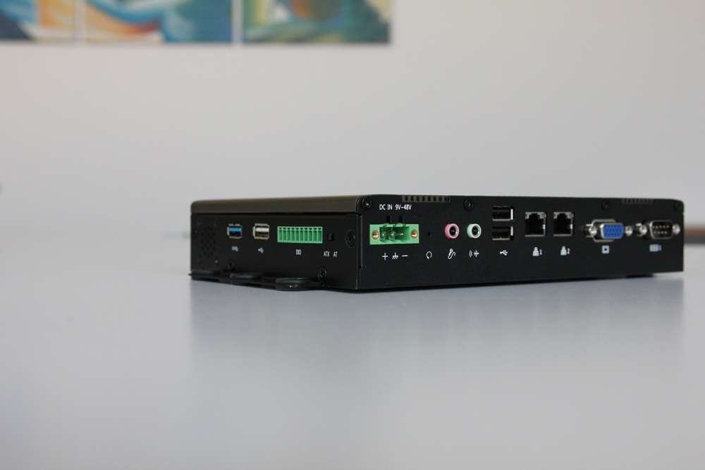 Panel PC ou écran de contrôle prêts à l’emploi - POLYMEDIA SA ...